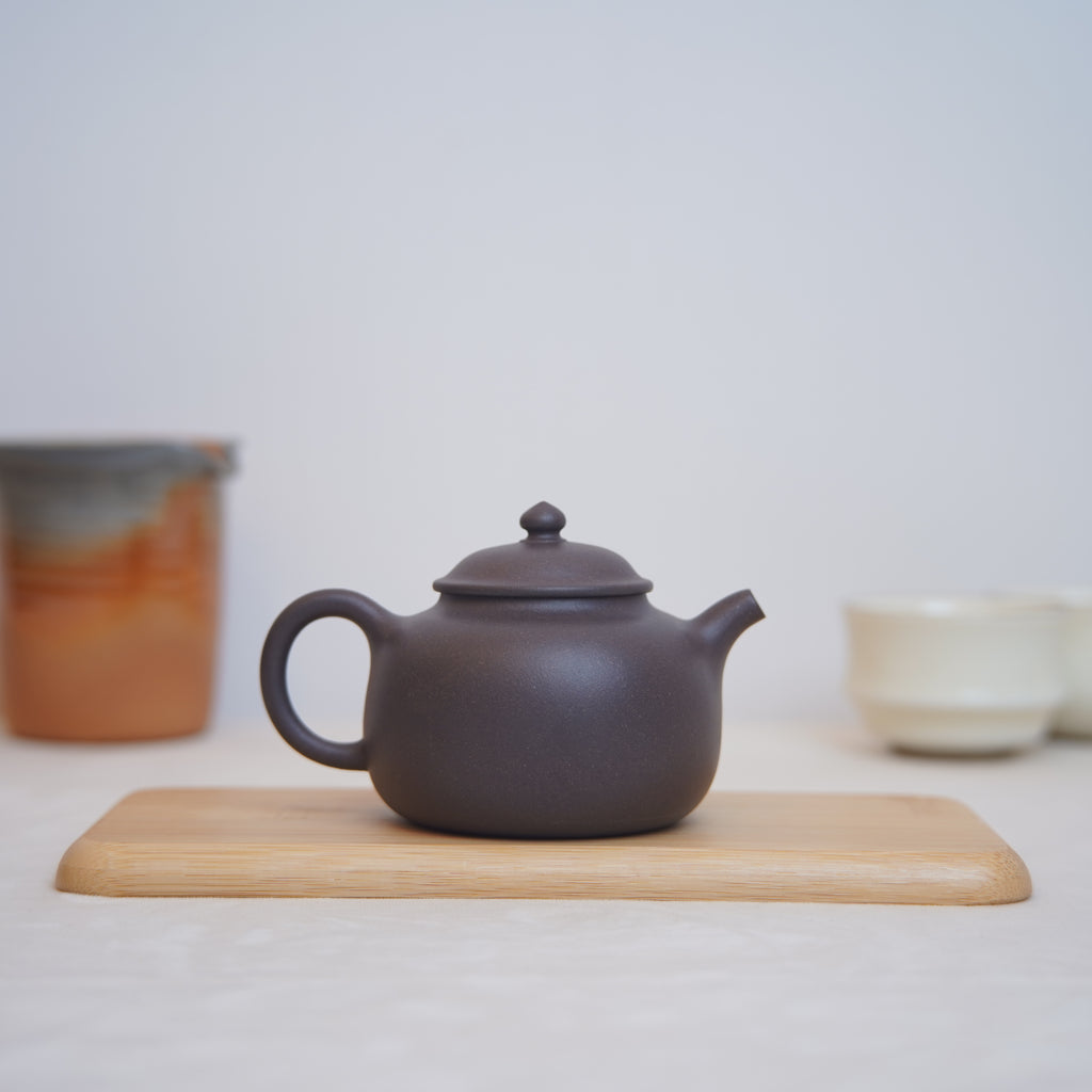 *New Product* [Three-Legged Tripod] Purple Clay Teapot with Inscribed ...